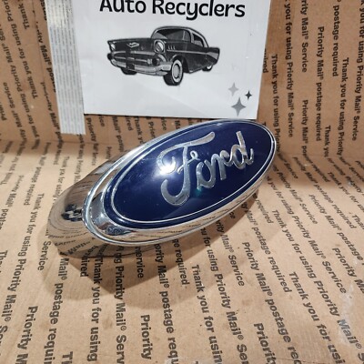2010-2014 Ford Expedition Front Grille Emblem W/ Chrome Base (SCRATCHES ...