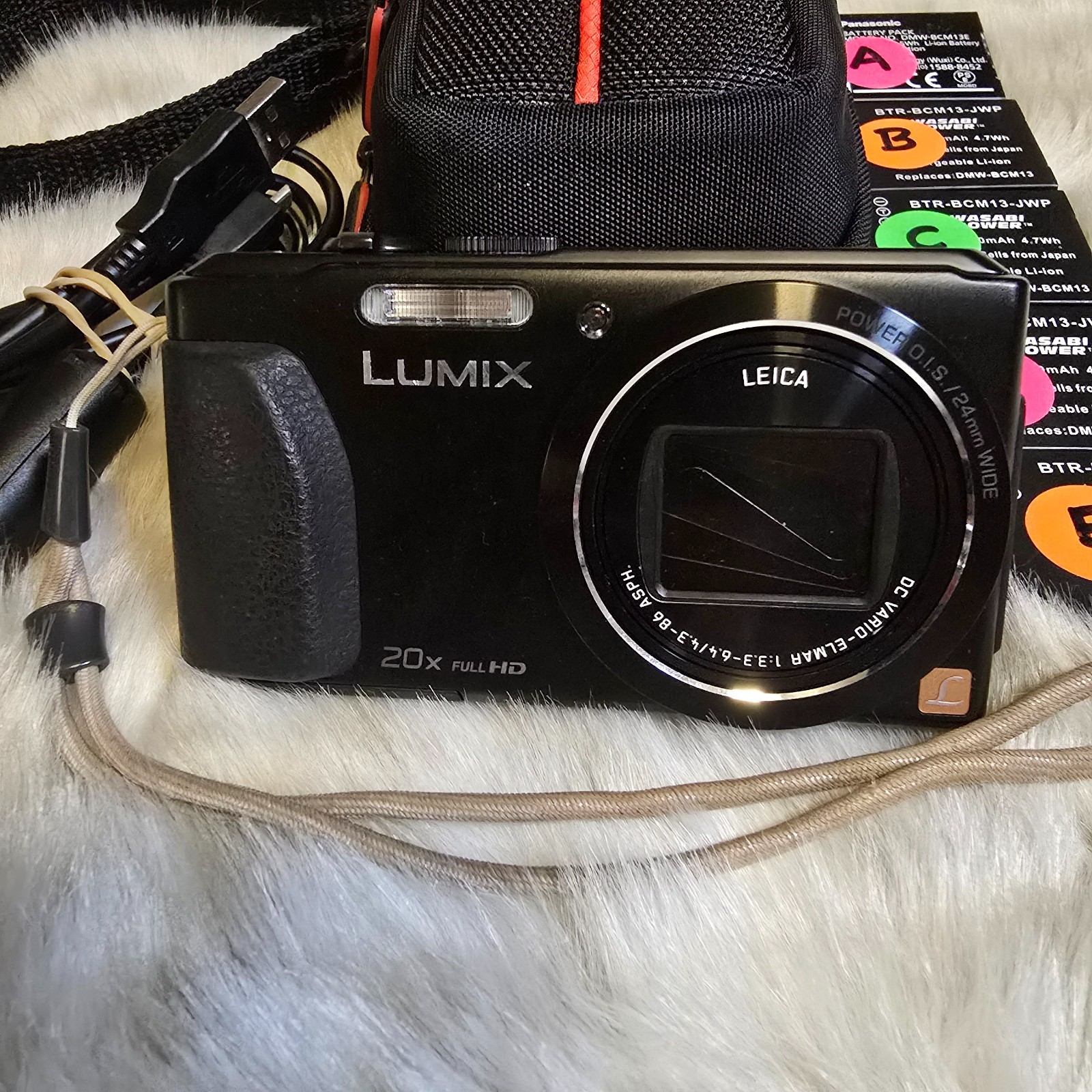 PANASONIC LUMIX DMC-ZS30 18.1MP 20x Zoom Camera Lecia Lens GPS WiFi ...