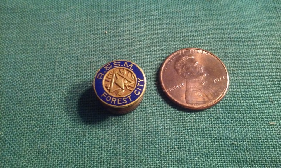 Masonic FOREST CITY Council R&SM Royal & Select Mason Vintage Screw ...