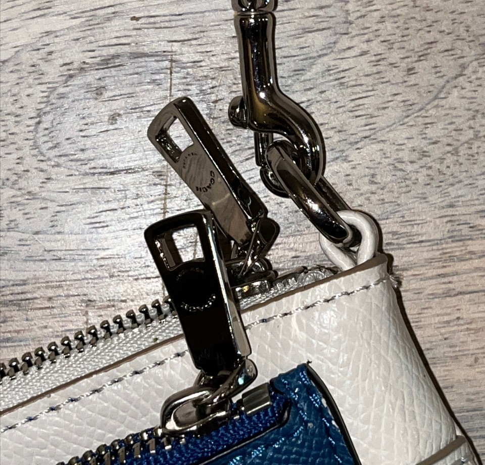 NWT COACH 2 in 1 LEATHER IVORY BLUE FLORAL POP POUCH WRISTLET PURSE SET ...