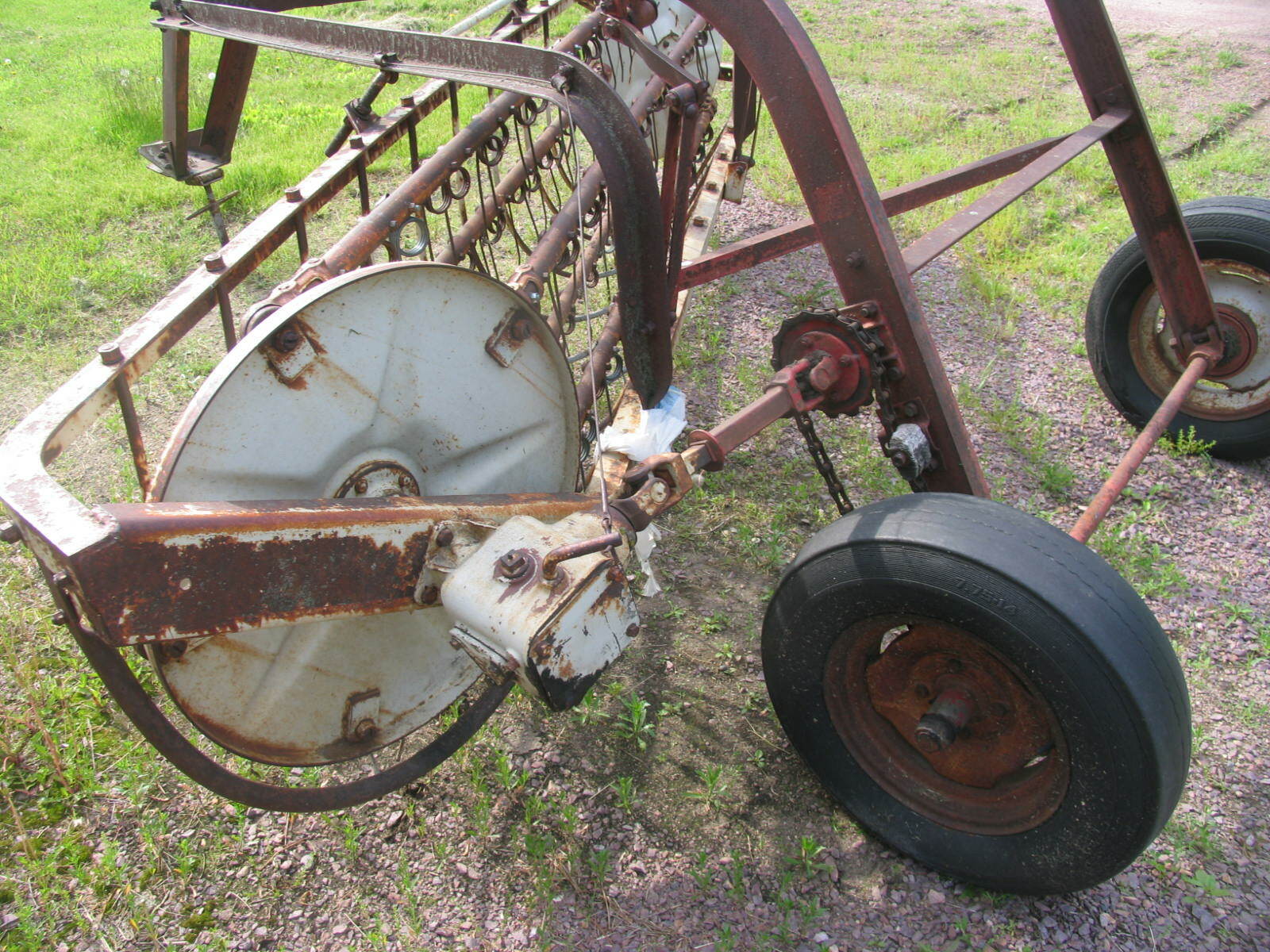 International Harvester McCormick PULL TYPE HAY RAKE GROUND DRIVE 5 Bar ...