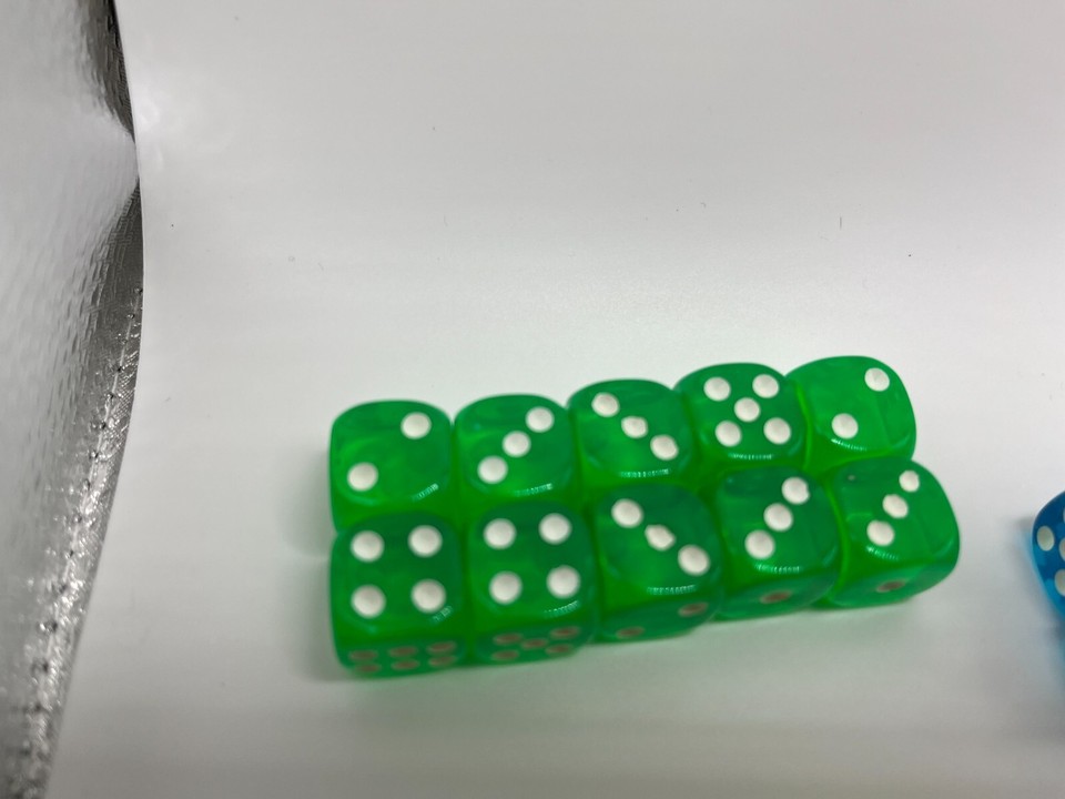 110 Pack OF COLORFUL DICE GREAT FOR GAMES AT HOME AND TEACHING IN THE ...