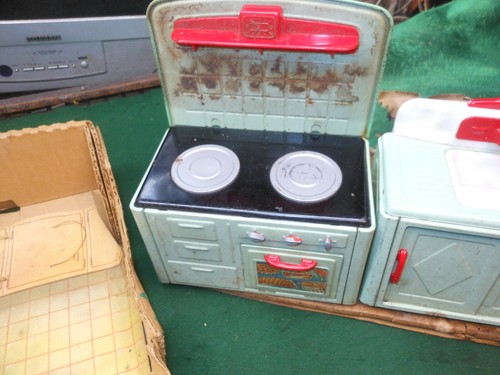 Fabulous Mid-Century Toy Kitchen Set Rare Vintage 3-Piece Wolverine ...