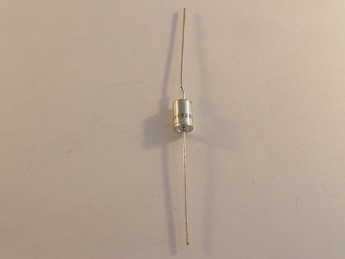 2 Stück 1N3032B SIEMENS Leistungs Zener Diode 33V, 1W, DO13 Gehäuse ...