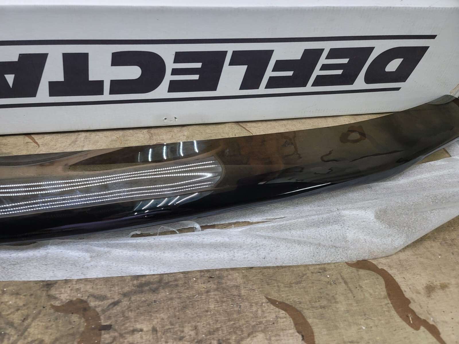 1999 2000 2001 2002 GMC Sierra Yukon XL YUKON Bug Guard Tinted Deflecta ...