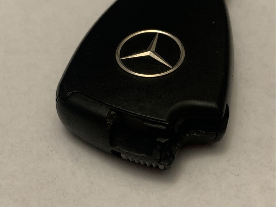 EXCELLENT OEM Mercedes Benz Keyless Remote +UNCUT Key Mercedes Check ...