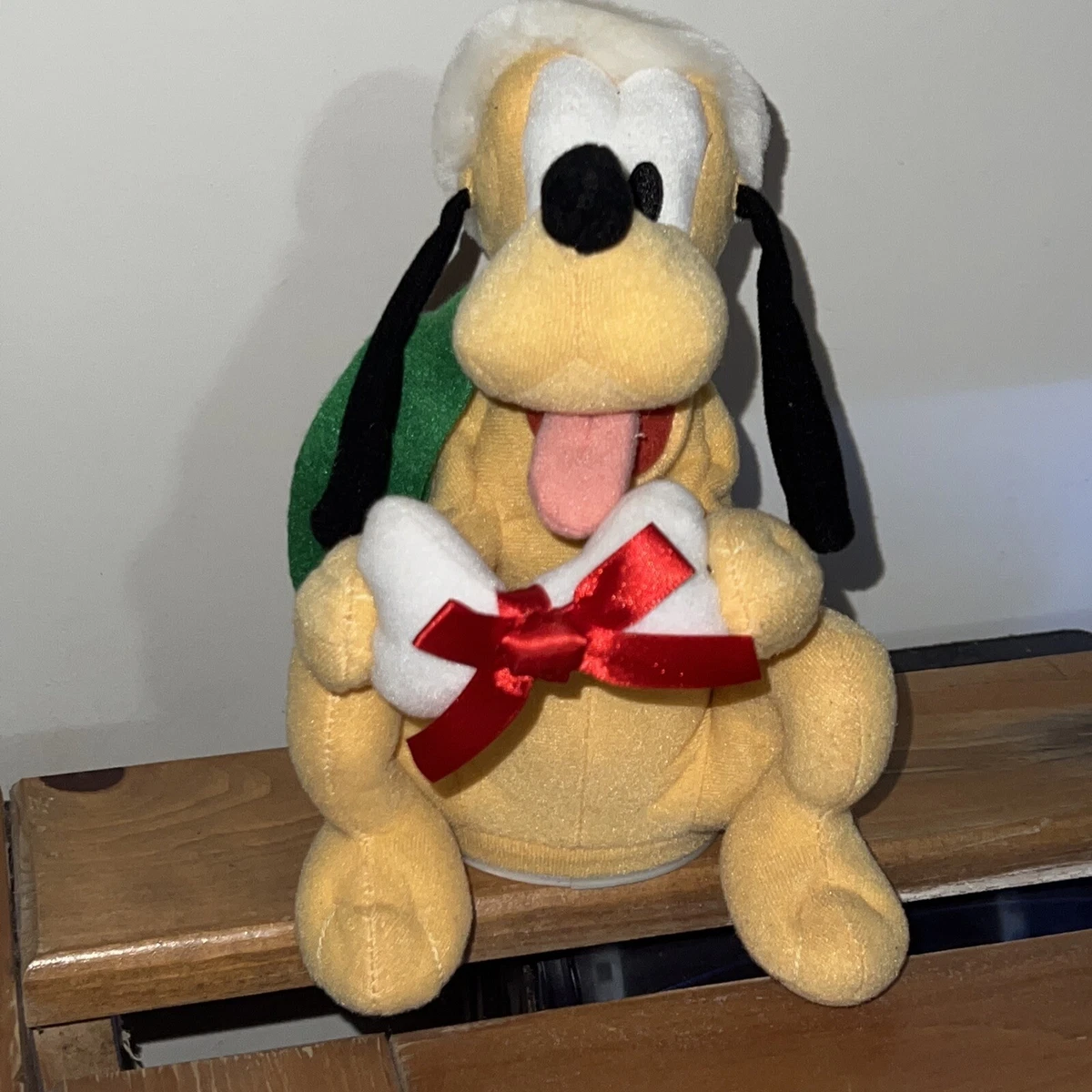 Pluto Animated Dancing