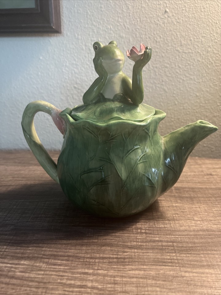Hand Crafted Ceramic Frog Teapot, ceramic tea Kettle for Tea for tea ...