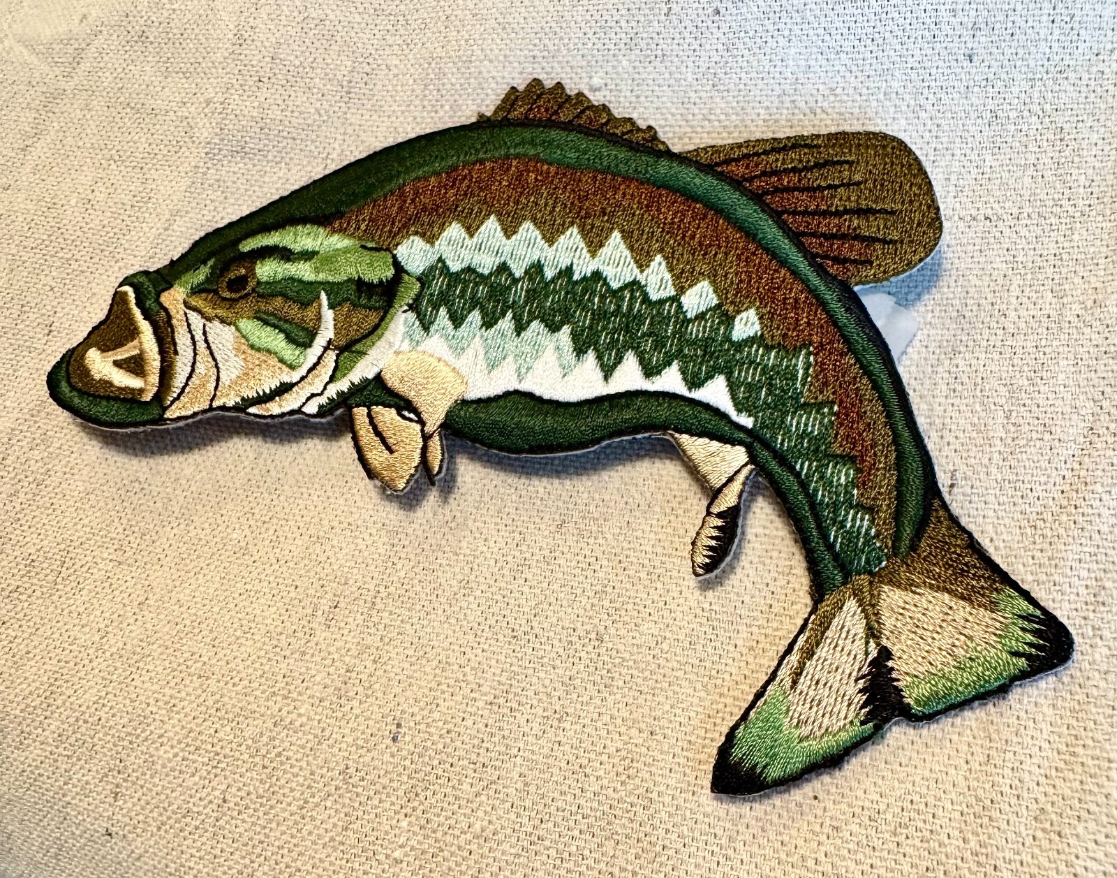LARGE MOUTH BASS PATCH embroidered iron-on FISHING FISH largemouth ...