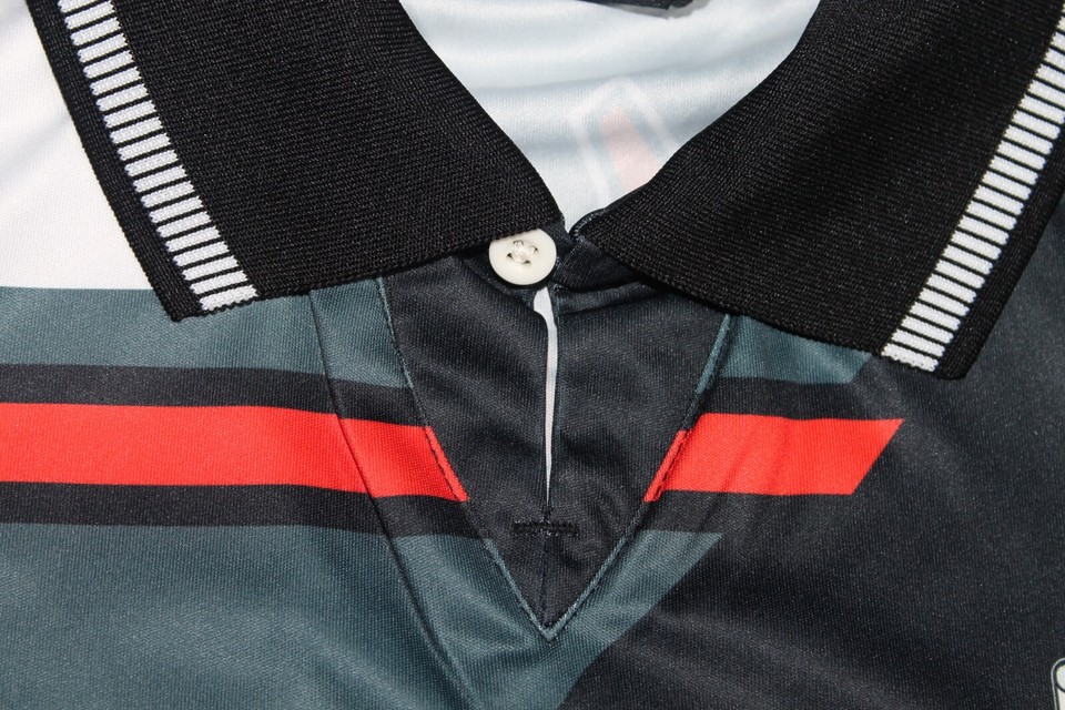 Amplified Men's Live To Win FC Motorhead Soccer Jersey Hard Rock Band ...