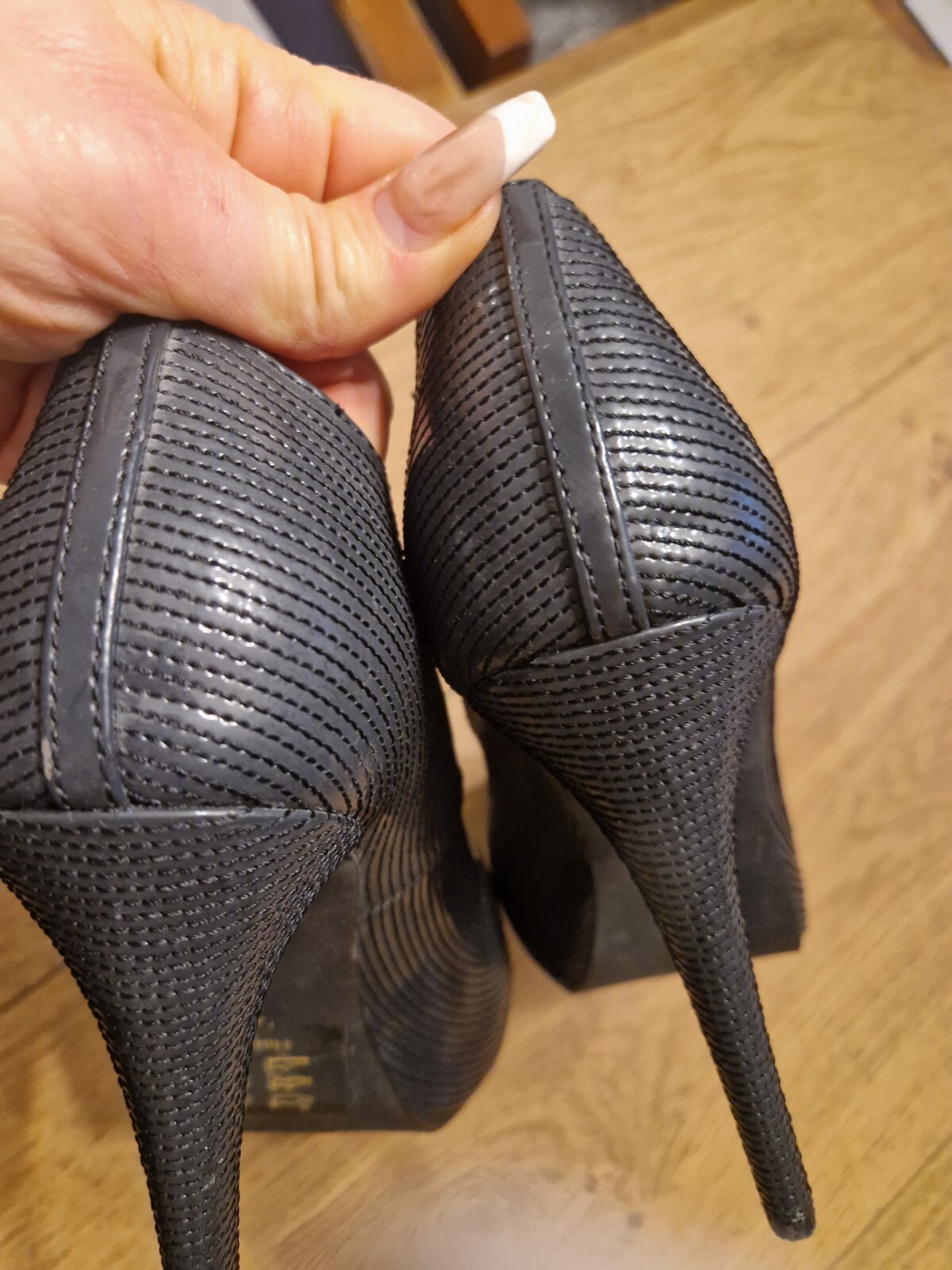 Graue wie Pailetten verzierte Plateau High Heels APART Gr 42 NeuWERTIG ...