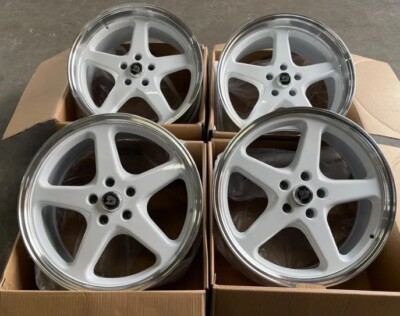 Brand New Walky Wheels Holden Commodore Wheels , Staggered 20" White ...