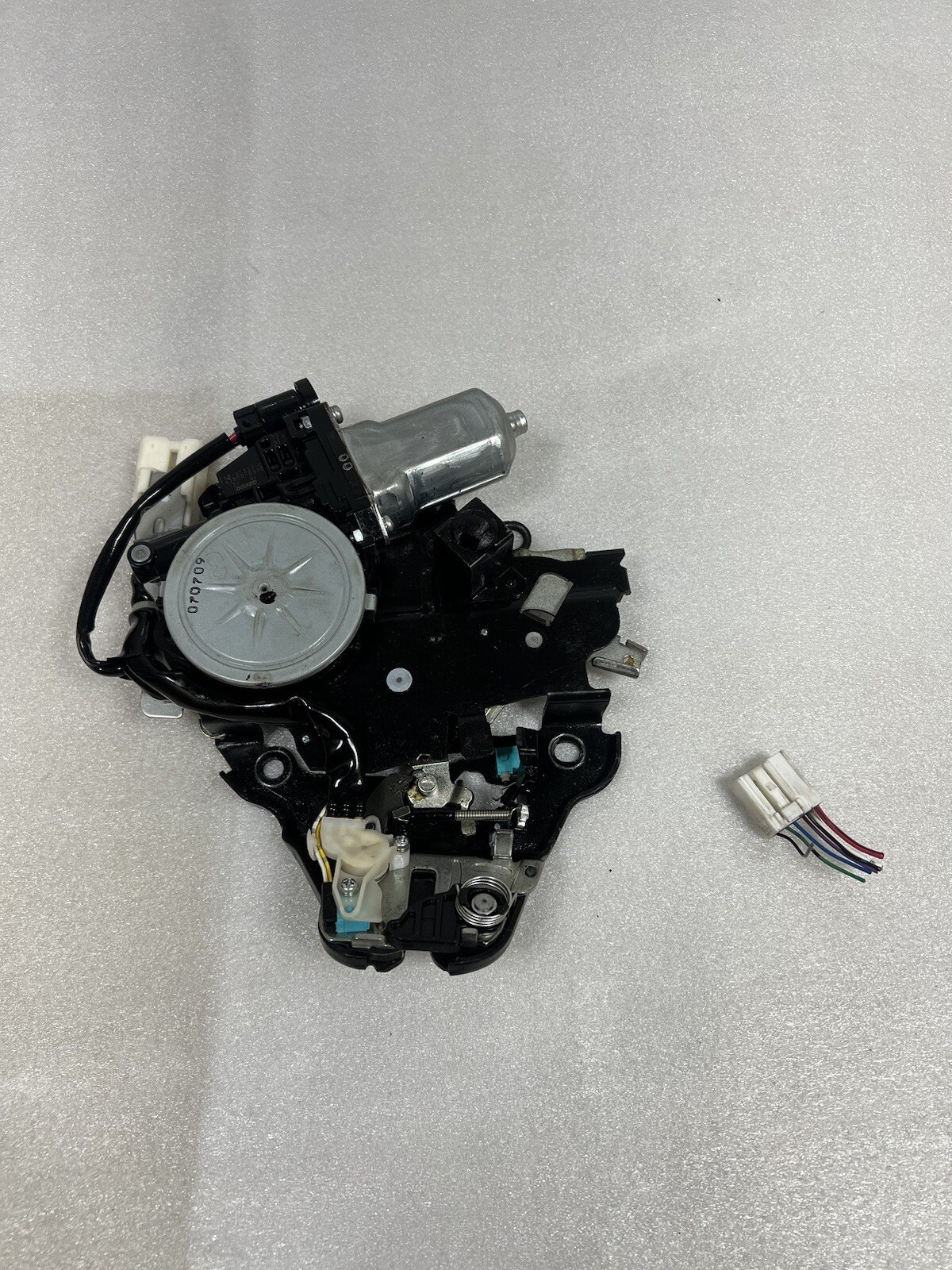 2007 - 2009 LEXUS LS460 LS600 Rear Trunk Lock ACTUATOR LATCH OEM 64650 ...