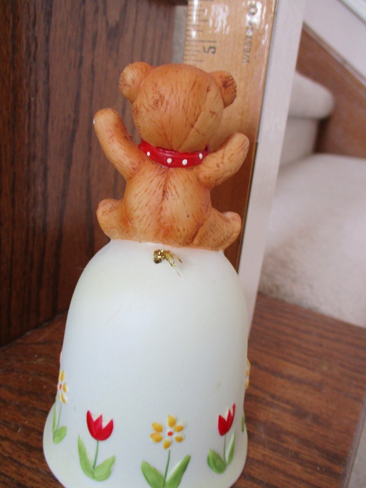 1979 RIGGLETS Lucy Rigg Red Bow Bear with tulips bell SEALS | eBay
