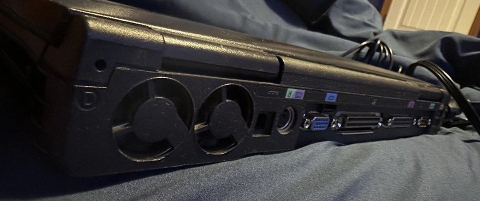 HTF Dell Latitude C840 Windows XP Pro High End Vintage Laptop RARE ...