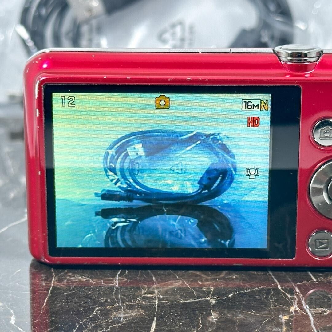 CASIO EXILIM EX-ZS26 16.1 MP Compact Digital Camera Red Used CASIO EXILIM EX-ZS26 16.1 MP Compact Digital Camera Red Used