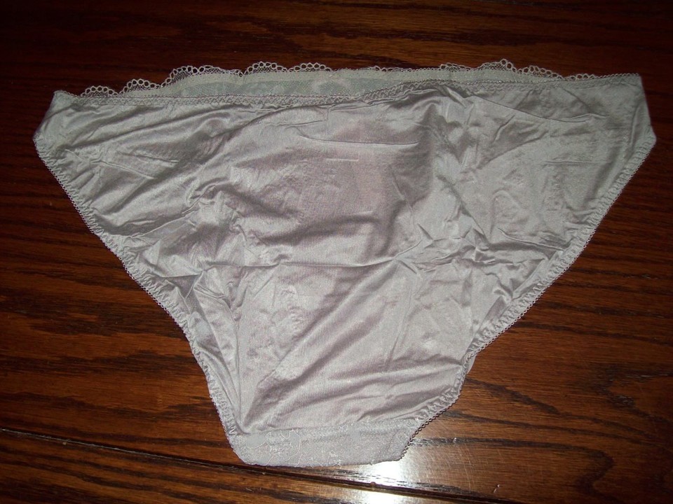 NWT Victoria's Secret BIKINI PANTIES LACE front 345028 V43 ULTRA VIOLET ...