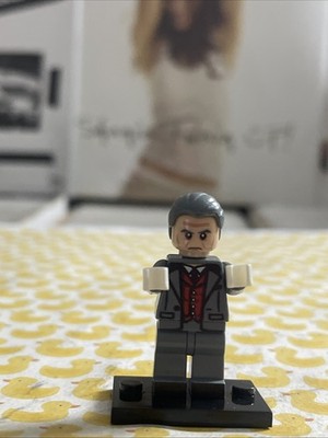 ALFRED PENNYWORTH JEREMY IRONS LEGO MINIFIG FIGURE justice league ...