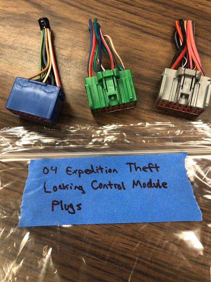 03 2003 04 2004 FORD EXPEDITION THEFT LOCKING CONTROL Plugs 4L1T-15K602 ...