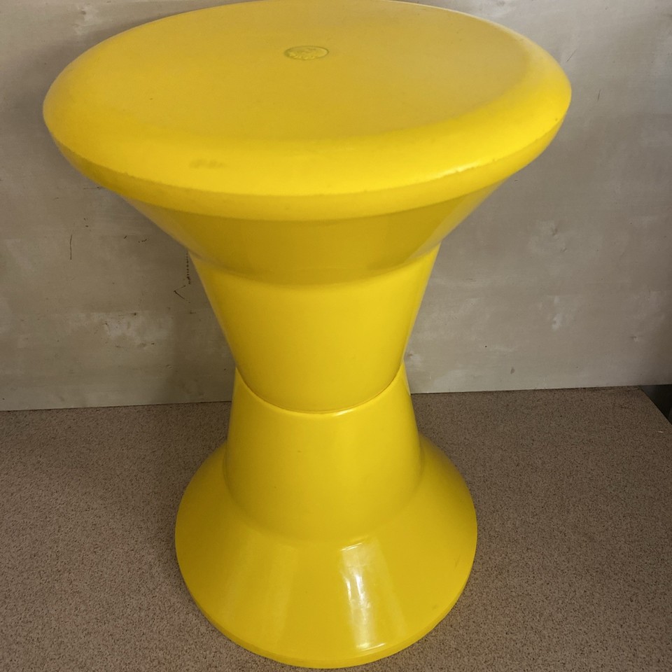 Caroma Yellow Plastic Arcade Stool Retro Vintage 1960s Gaming | eBay ...