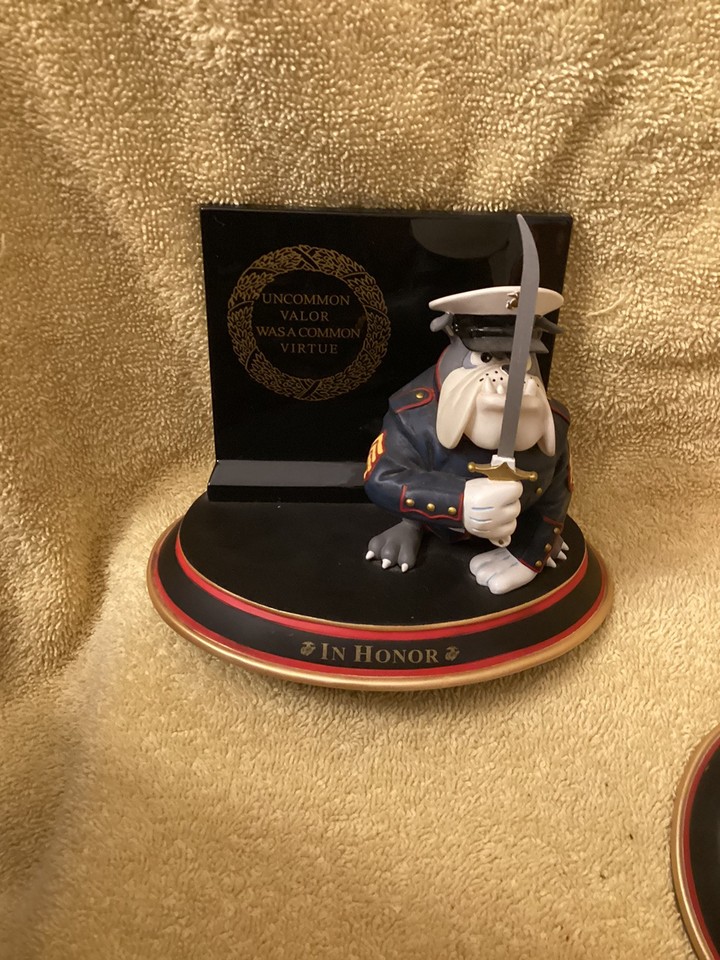 Bradford Exchange USMC Devil Dog "uncommon Valor” Marine Corp Statue ...