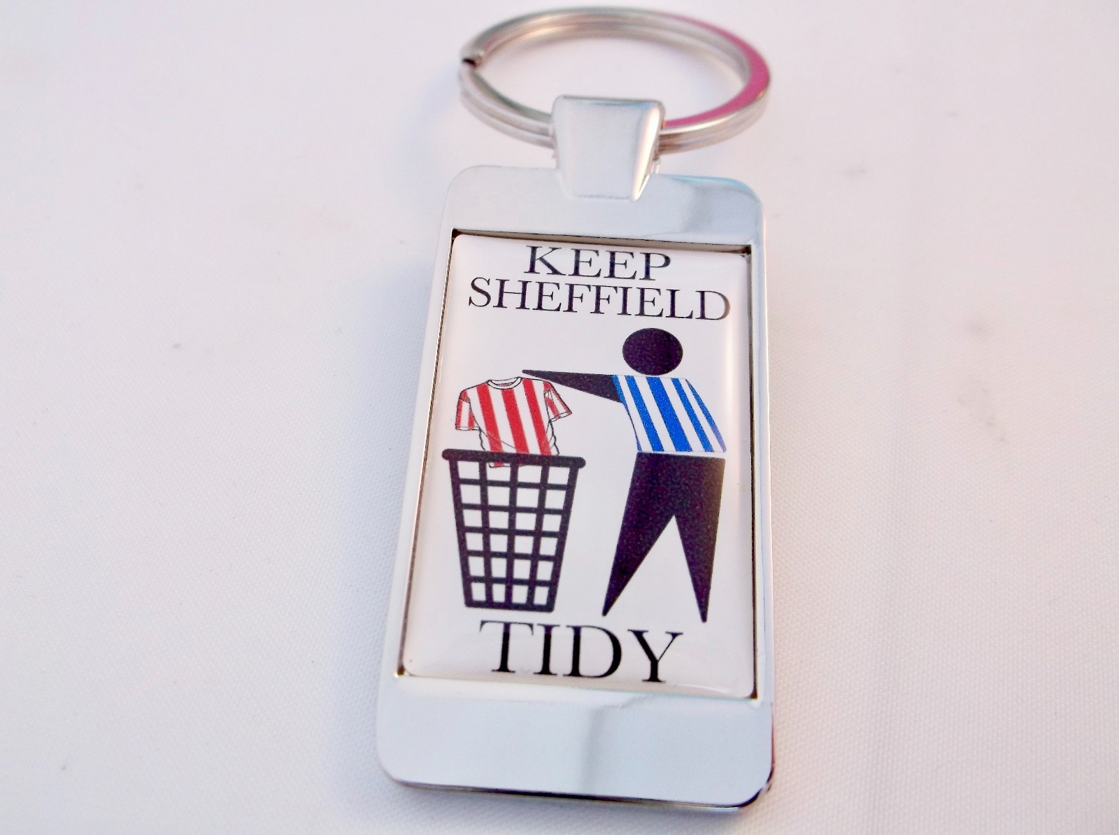 SHEFF WEDS SHEFFIELD WEDNESDAY KEEP AREA TIDY KEYRING KEY FOB BOTTLE ...