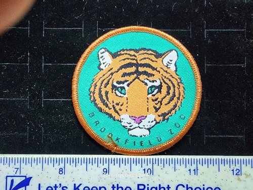 Vintage Brookfield Zoo Chicago Illinois Embroidery Patch Travel ...