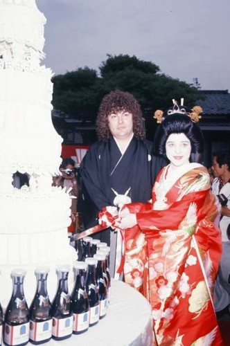 Suzi Quatro, Len Tuckey 1977 Japan Tour OLD PHOTO | eBay Australia