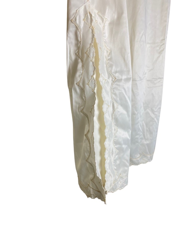 Vintage Half Slip Nylon Van Raalte Opaquelon Sheer Full Length Size ...