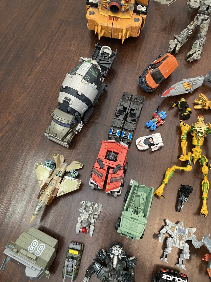 Huge Hasbro Transformers Lot Various Years Estate Find Optimus Beast ...