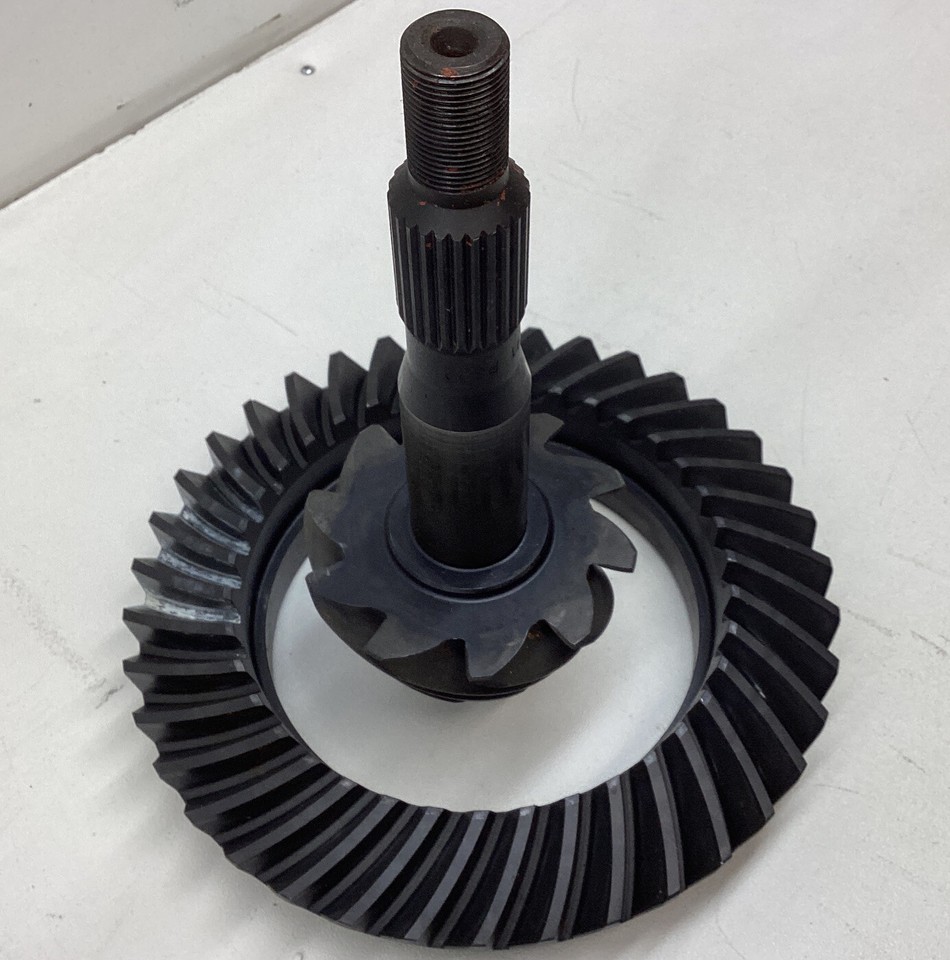 NEW SUMMIT RACING SUM-740802 FORD 8" RING AND PINION GEAR SET - 3.80 | eBay