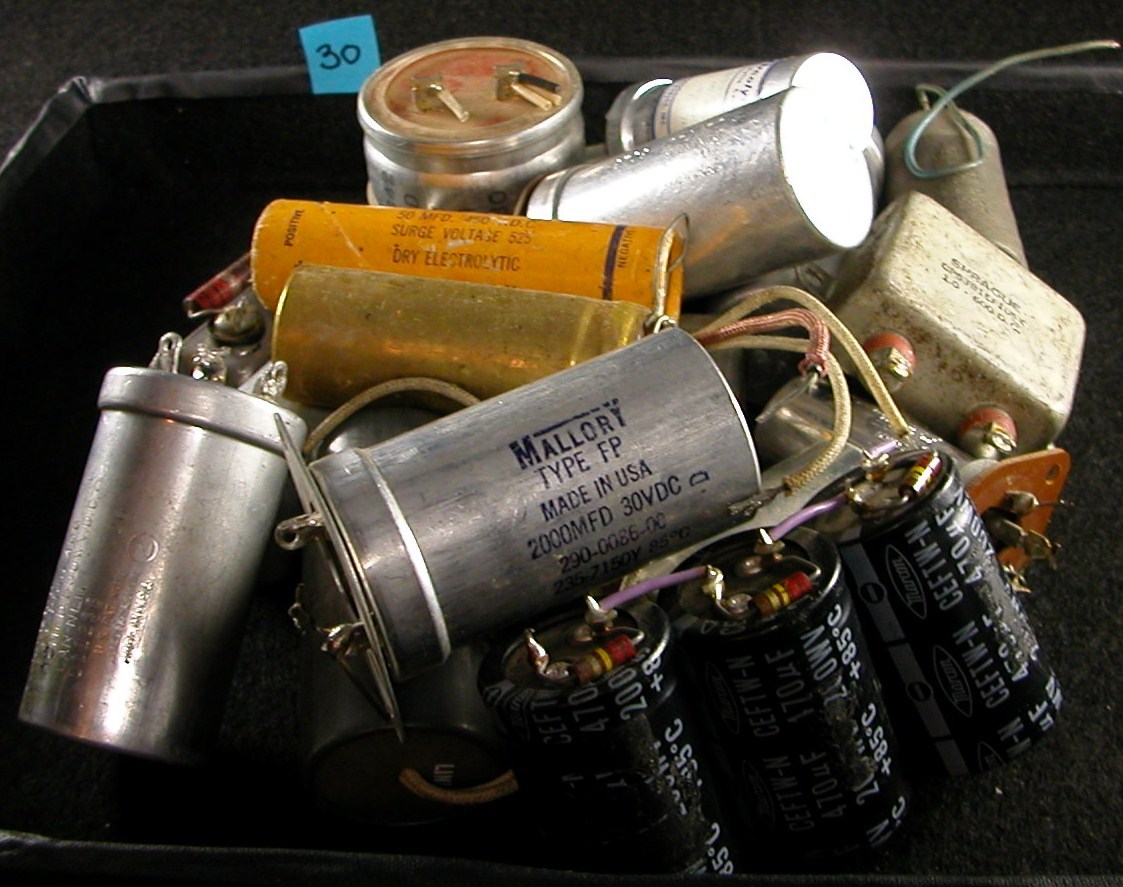 Grab Bag Used Vintage DIY Capacitor Axial Radial 3Lb 2000 UF MFD 30 V ...