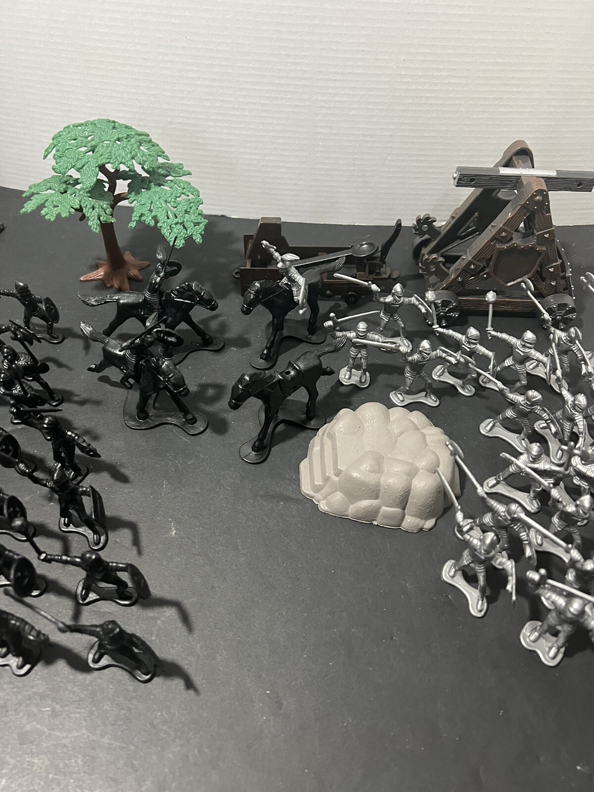 HUGE LOT MARX TOYS RECAST 54 MM MEDIEVAL SOLDIERS / HORSES - War ...