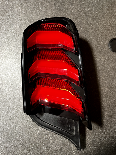 ford mustang gt tail lights led with yellow turn signal 2016-2022 | eBay