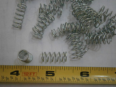 Lee LC 032D 05 M Compression Spring .300 OD .688 Long Music Wire Lot of ...