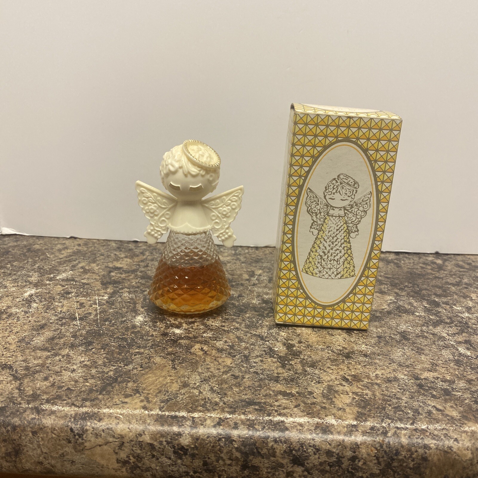 Vintage Avon Heavenly Angel Sweet Honesty Cologne 2 fl oz Box | eBay