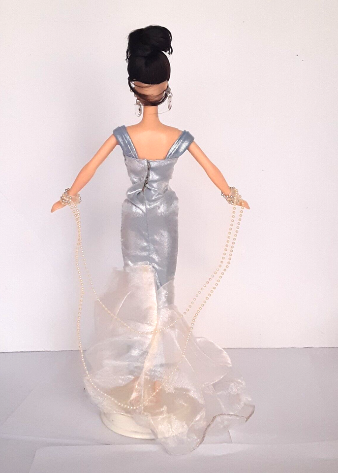 Midnight Moon Princess Barbie 2000 Dress Clothes Blue White #27684 ...