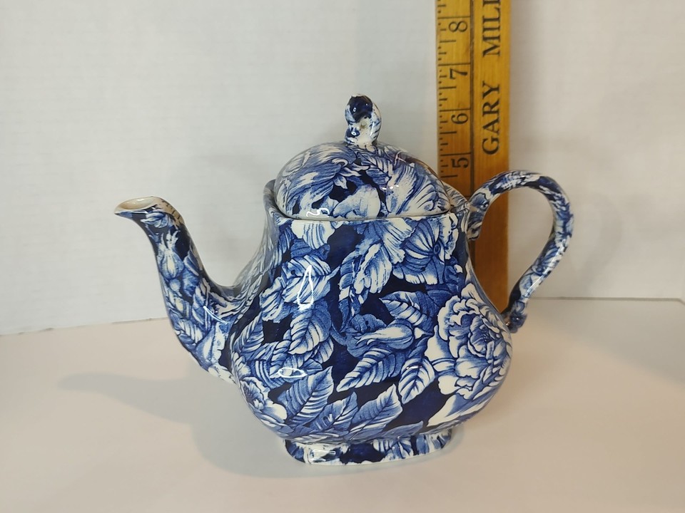 Vintage English Churchill Teapot The Georgian Collection Bermuda Blue ...
