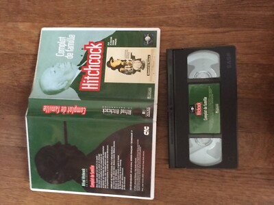 CASSETTE VIDEO VHS CINEMA alfred hitchcock complot de famille karen black | eBay