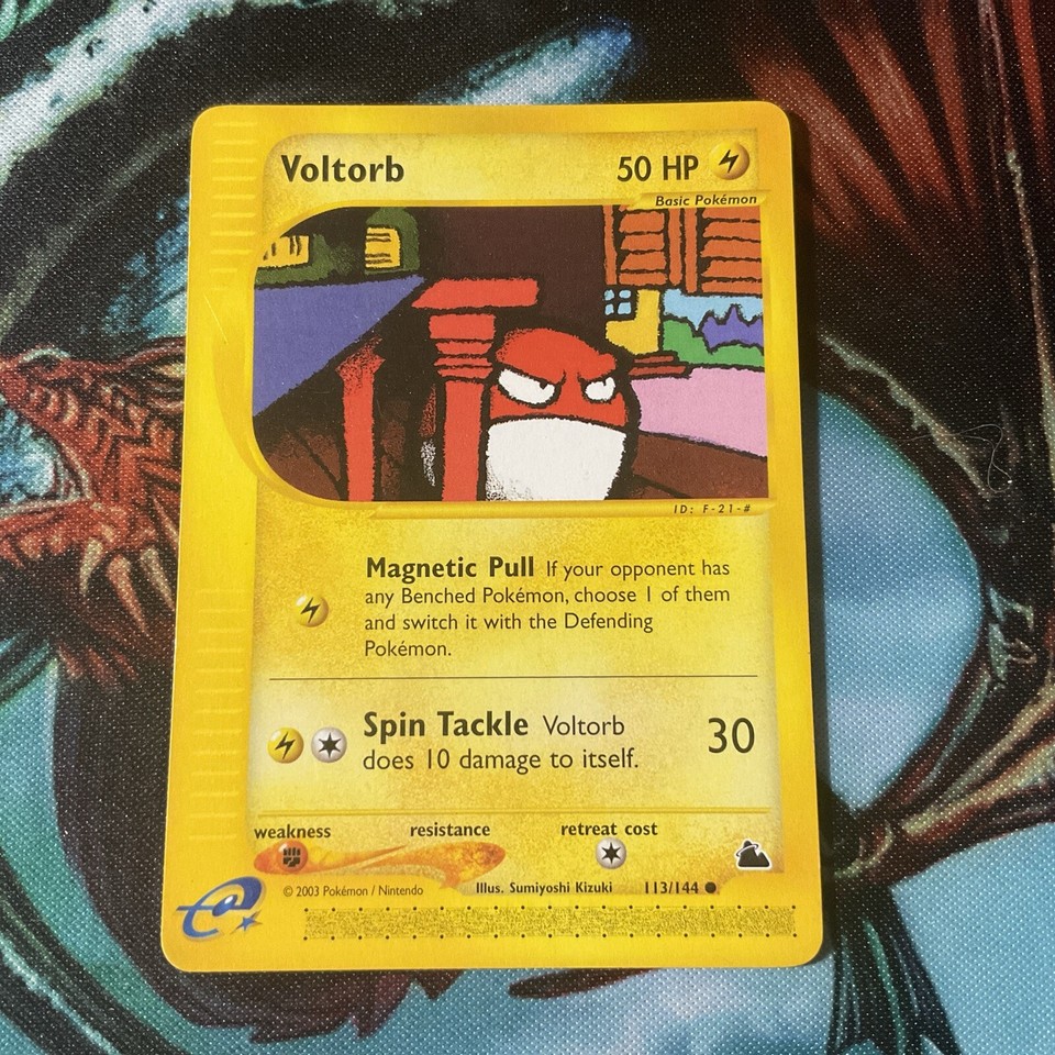Pokemon TCG Cards Voltorb 113/144 Skyridge NM | eBay