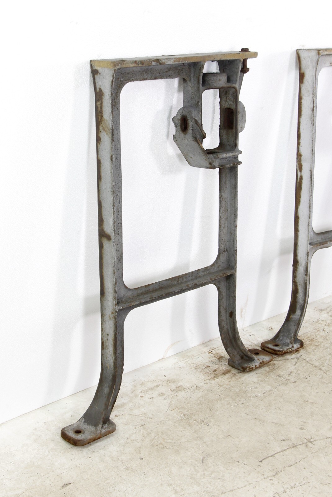 Pair of Industrial Cast Iron Machine Table Legs | eBay