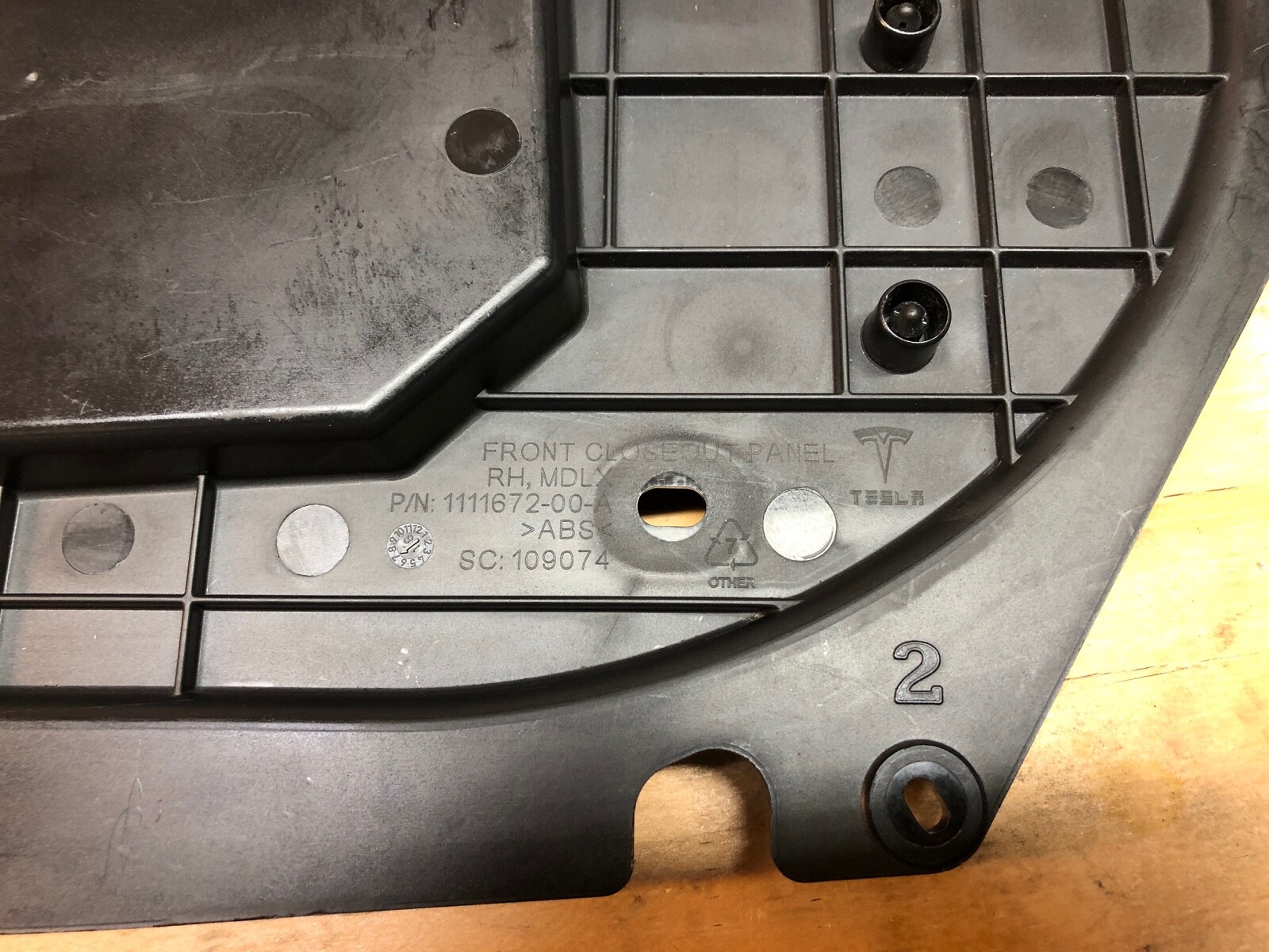 2016-2019 TESLA MODEL X FRONT DOOR CLOSE OUT PANEL RIGHT SIDE 1111672 ...