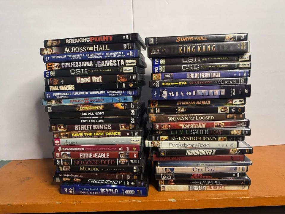 mega wholesale/bulk lot of dvds used assorted. Over 800 DVDs 80s 90s ...
