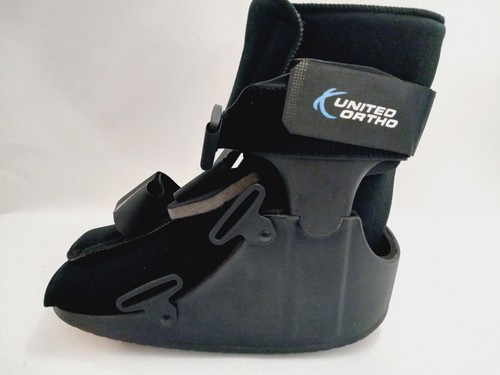 United Ortho Short Air Cam Walker Black Comfort Fracture Boot Size X ...