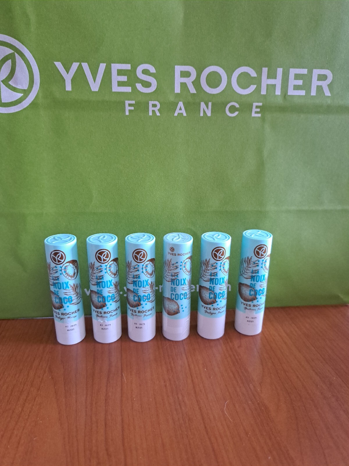 Yves Rocher Nr. 1 Balsamo Labbra Fragranza COCCO | eBay