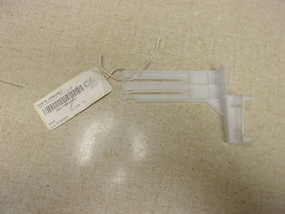 NEW Navistar International Door Catch 2506028C1 *FREE SHIPPING* | eBay