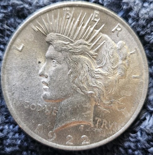 90% Silver 2 Piece Lot.1922 Peace Dollar & 1987 S Silver Commemorative ...