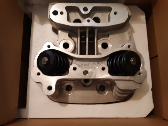 Harley Edelbrock Evolution 84-99 Performer 1615 Replacement Heads Top ...