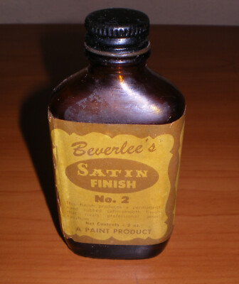 Vintage 1960's BEVERLEE'S Satin Finish No. 2 * Paint Product 2oz Glass ...