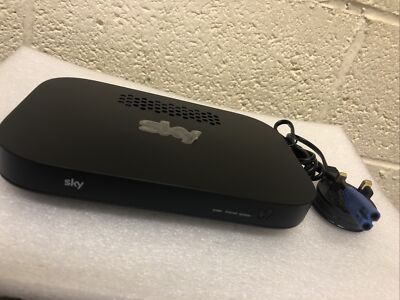 Sky Q Hub ER110 Wireless AC Gigabit Broadband Router Dual Band Fibre ...